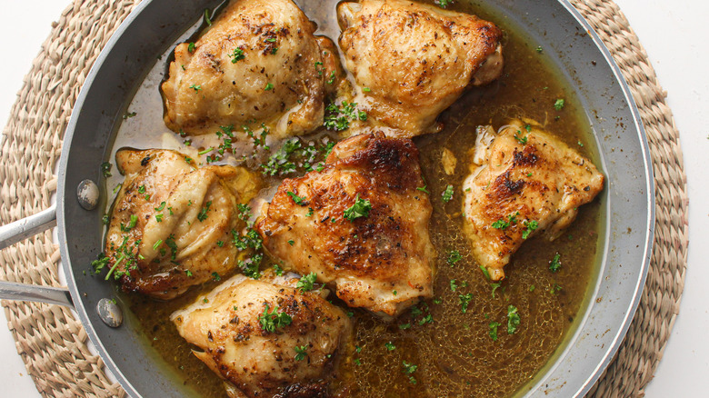 Pan-fried chicken thighs recipe