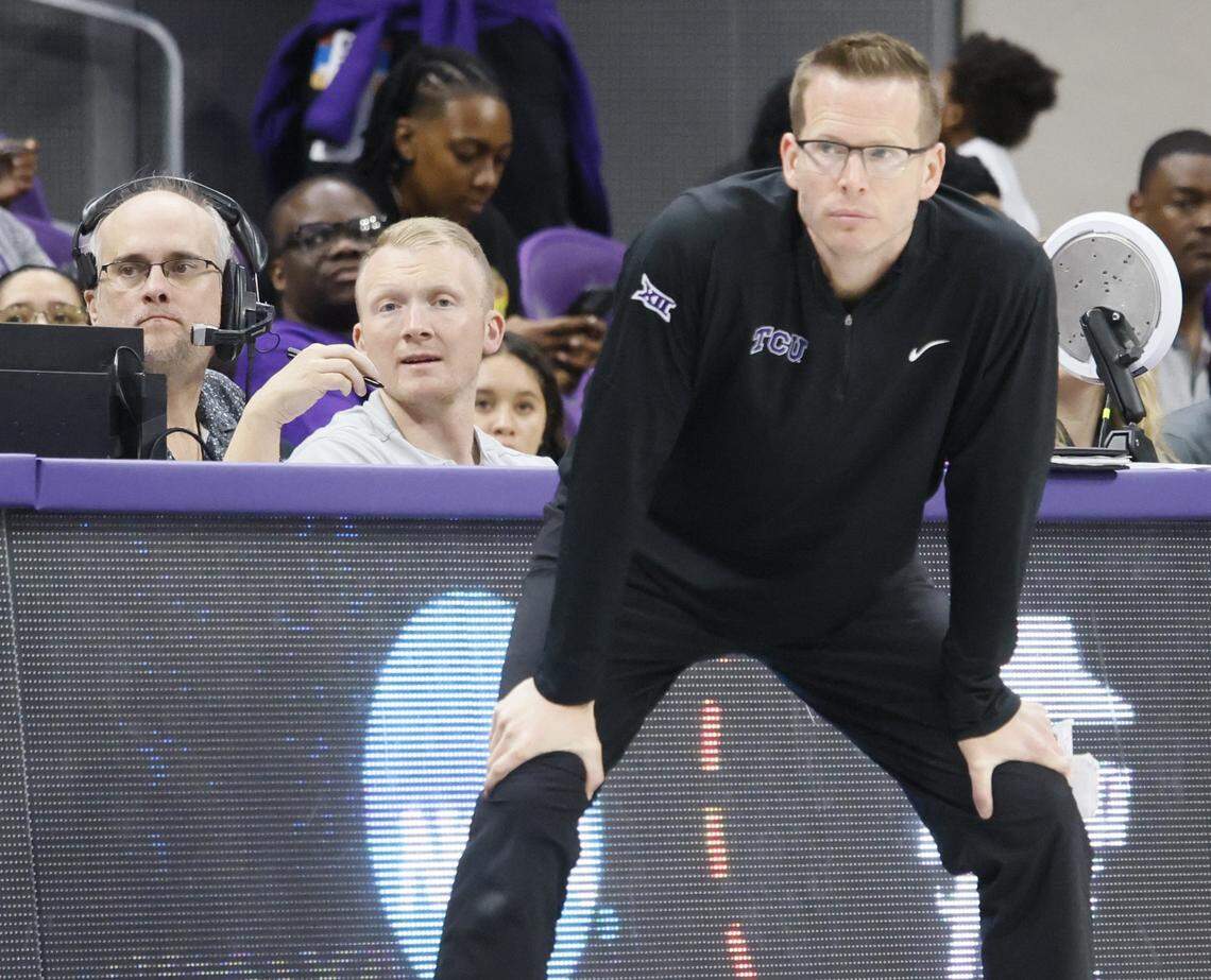 TCU women add 22-year-old freshman point guard with pro experience