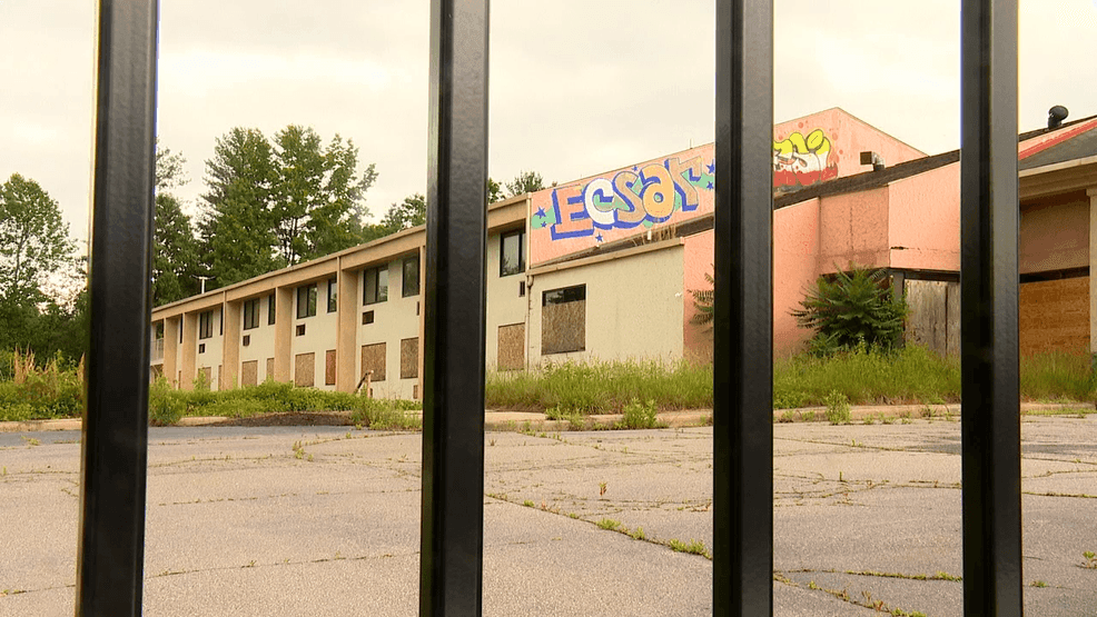 Former Ramada Inn in east Asheville remains empty, boarded up as ...
