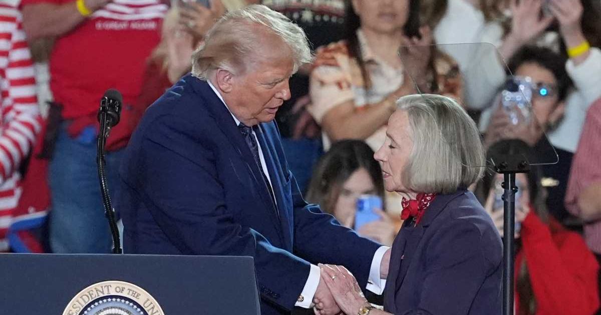 Trump awards Medal of Freedom posthumously to 9/11 hero Welles Crowther ...