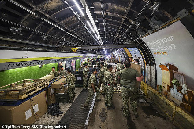 British soldiers rehearse for war with Putin from disused London ...