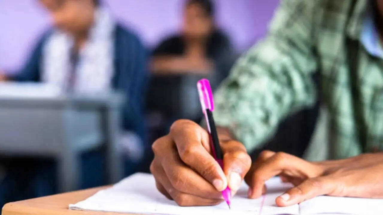 10-minute delivery: Visvesvaraya Technological University exam ends at ...