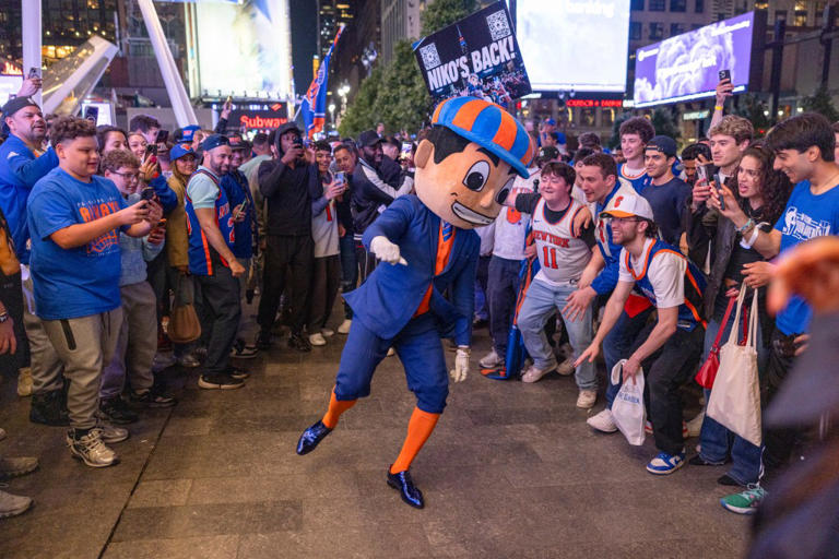 MSG’s Knicks watch party permits denied after cops complain of drunk ...