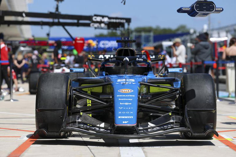 Motor racing - Albon out of Canada sprint qualifying after hitting ...