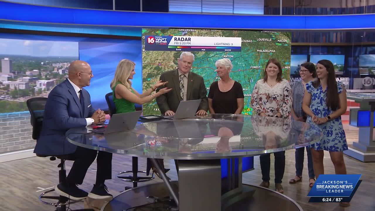 16 WAPT chief meteorologist David Hartman makes an announcement