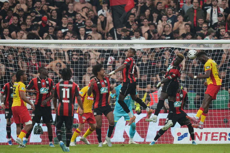 Lens lift the French Cup for the first time after beating Nice in the final