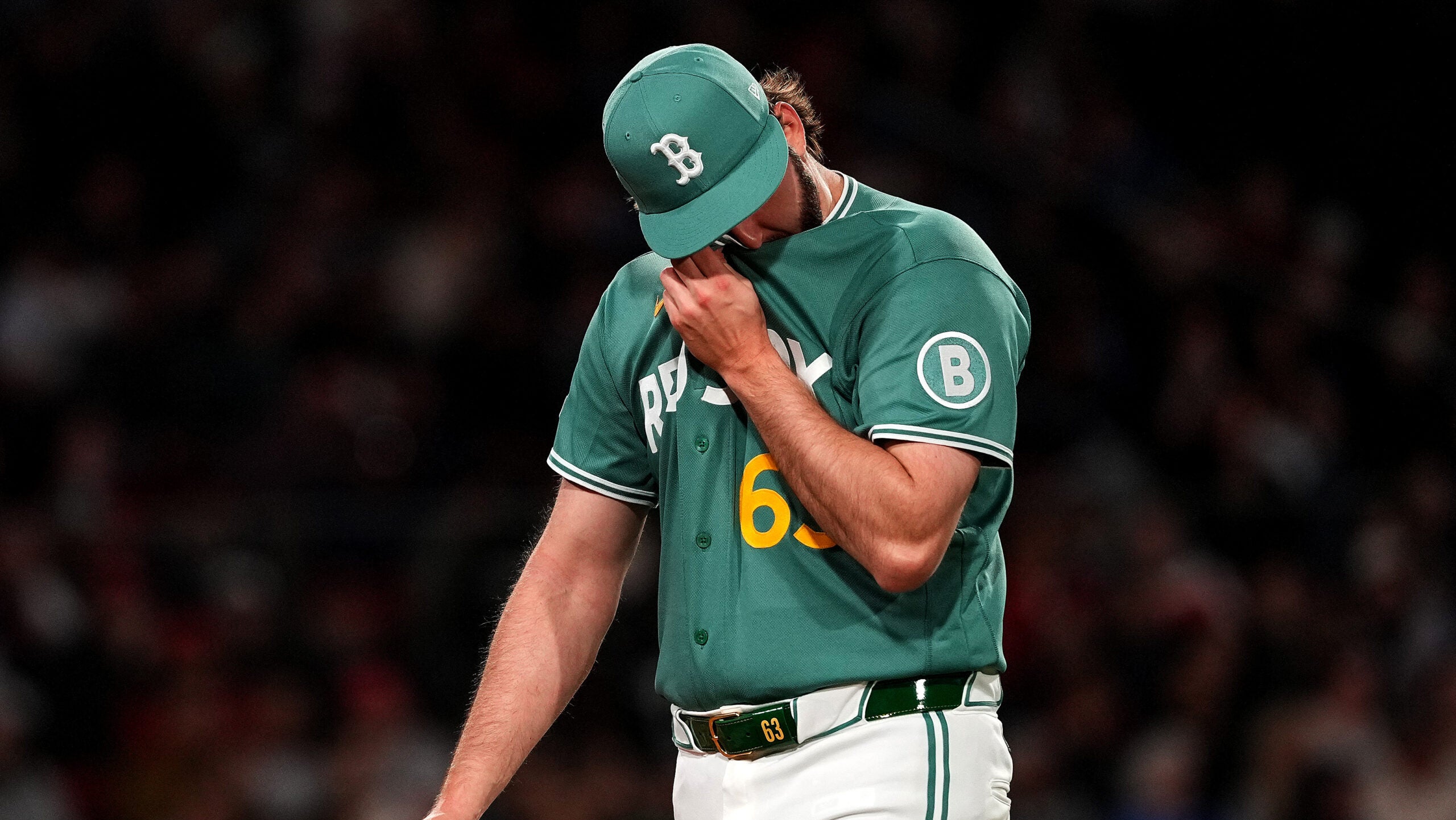Twins unload on Justin Slaten as Red Sox lose 8-6 at Fenway Park