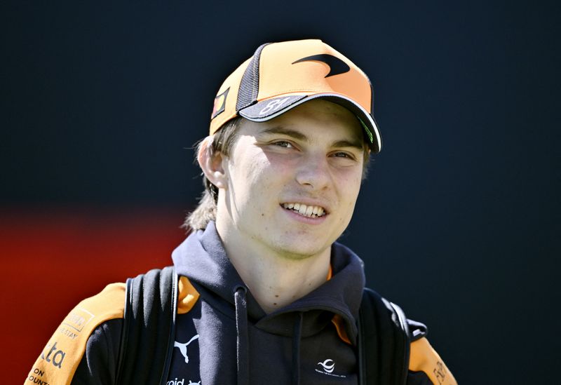 Motor racing - Stella dismisses 'silly season' speculation around Piastri
