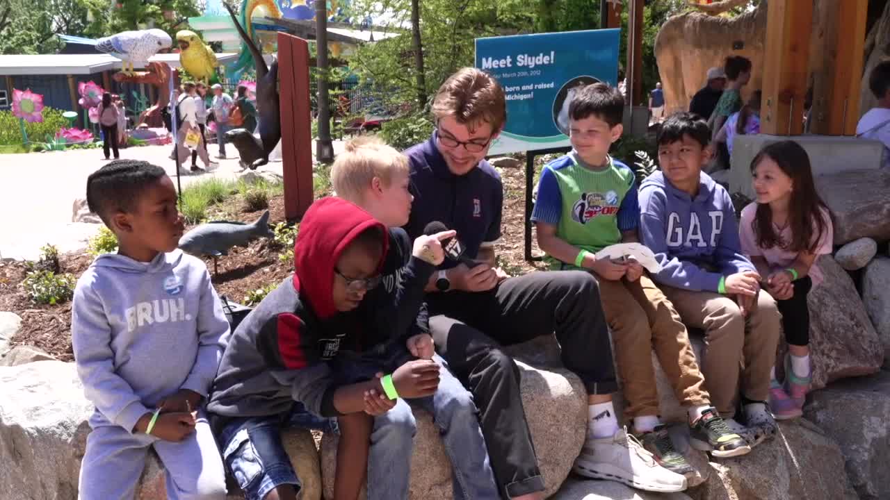 OTTERPALOOZA: John Ball Zoo celebrates new otter habitat over Memorial ...