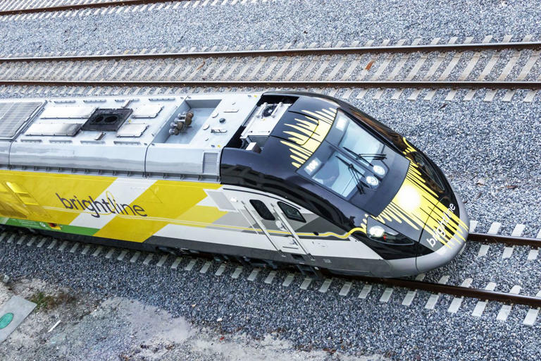 Miami graffiti artist dies after being struck by train that’s ...