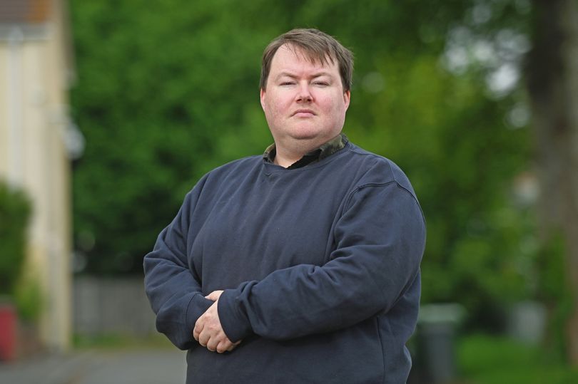 23-stone man forking out thousands he can't afford for weight loss jabs ...