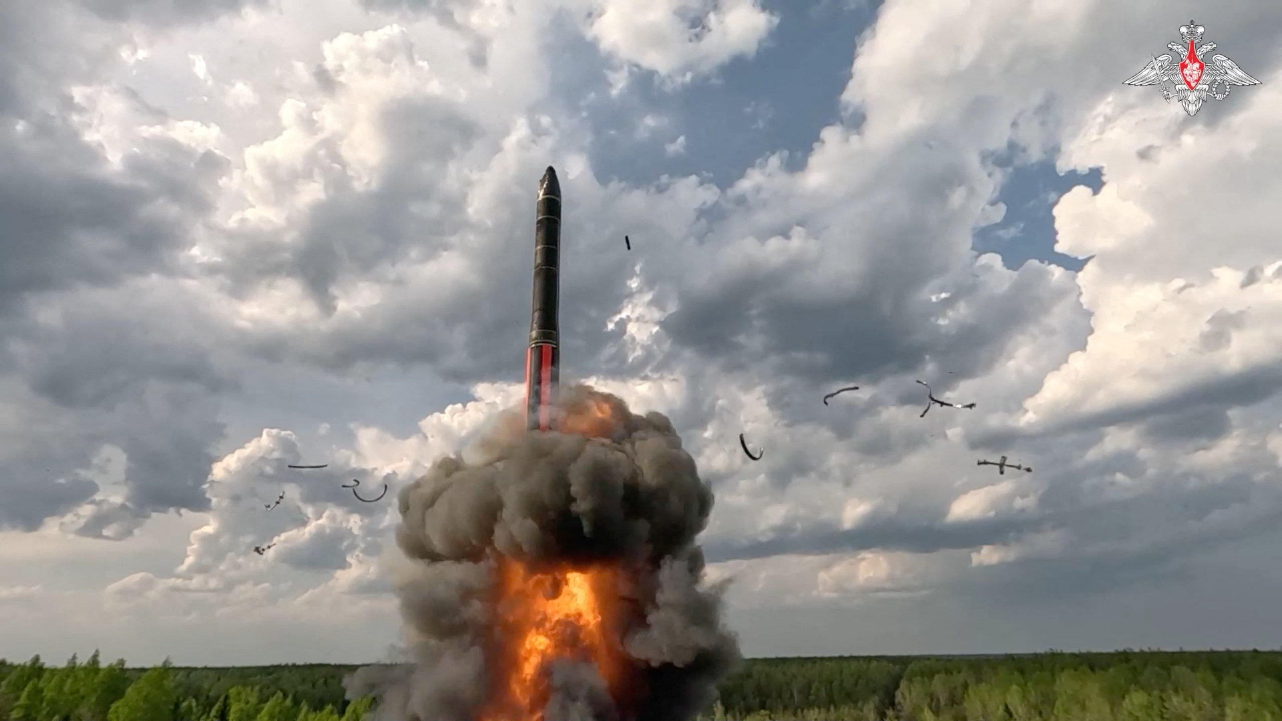 Guerre en Ukraine : des missiles nucléaires enfouis sous la mer, c’est ...
