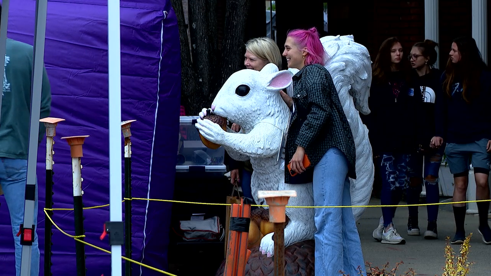 White Squirrel Festival returns to downtown Brevard
