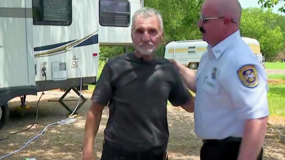 Homeless Fort Worth veteran gets donated RV, hopes to reunite with dog
