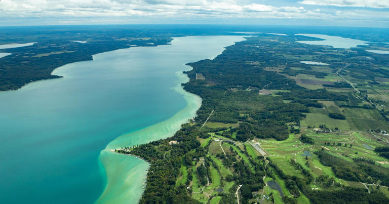This scenic Michigan trail is better than most hikes
