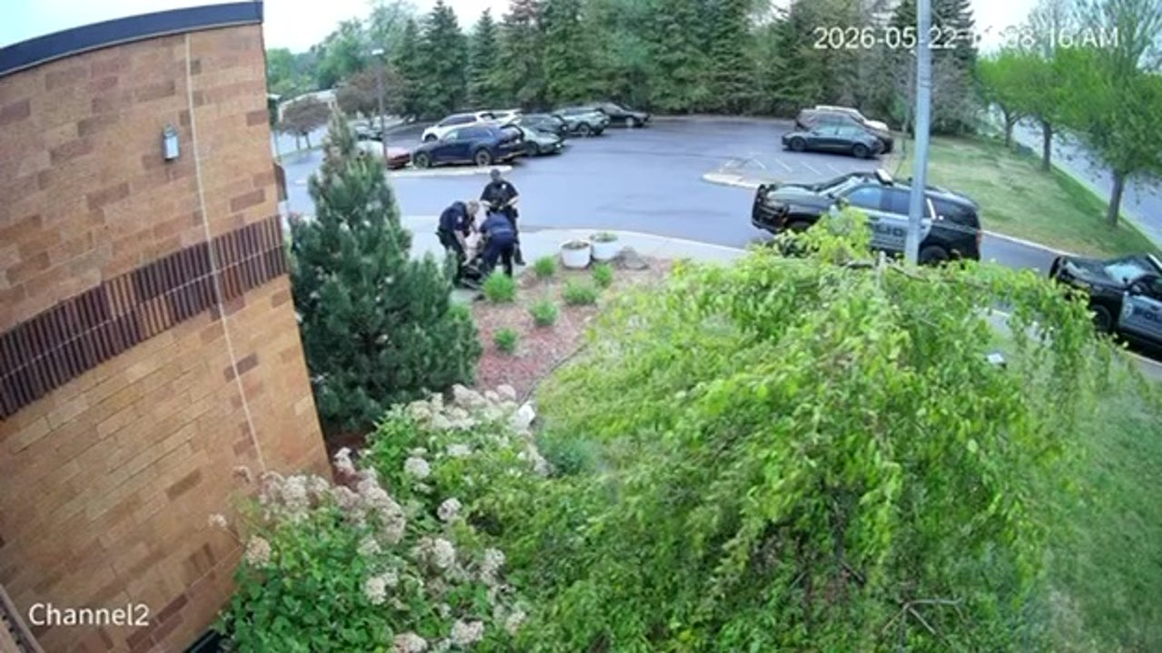 Disturbance outside Lakeville mosque leads to arrest of man ...