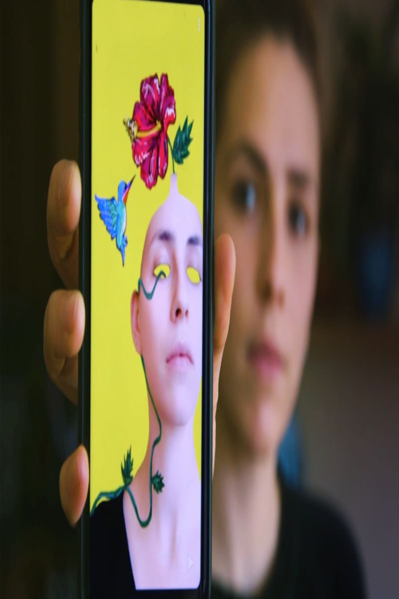 Artist creates unique art on Snapchat