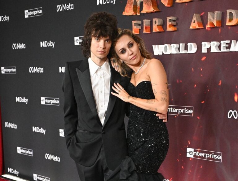Miley Cyrus sparks marriage rumors after mom’s 'bring the husband' comment