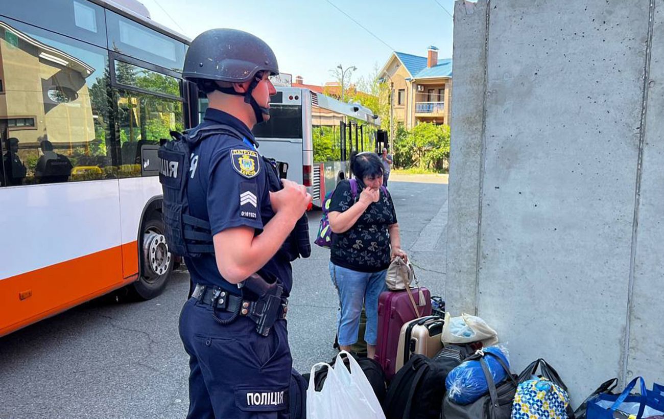 Ukraine reaches deal with Russia on evacuation from Oleshky