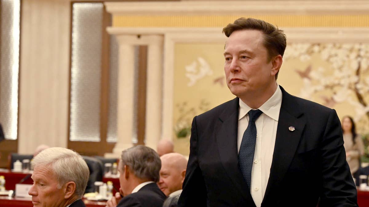 Elon Musk's new Tesla update is a joy for customers and investors