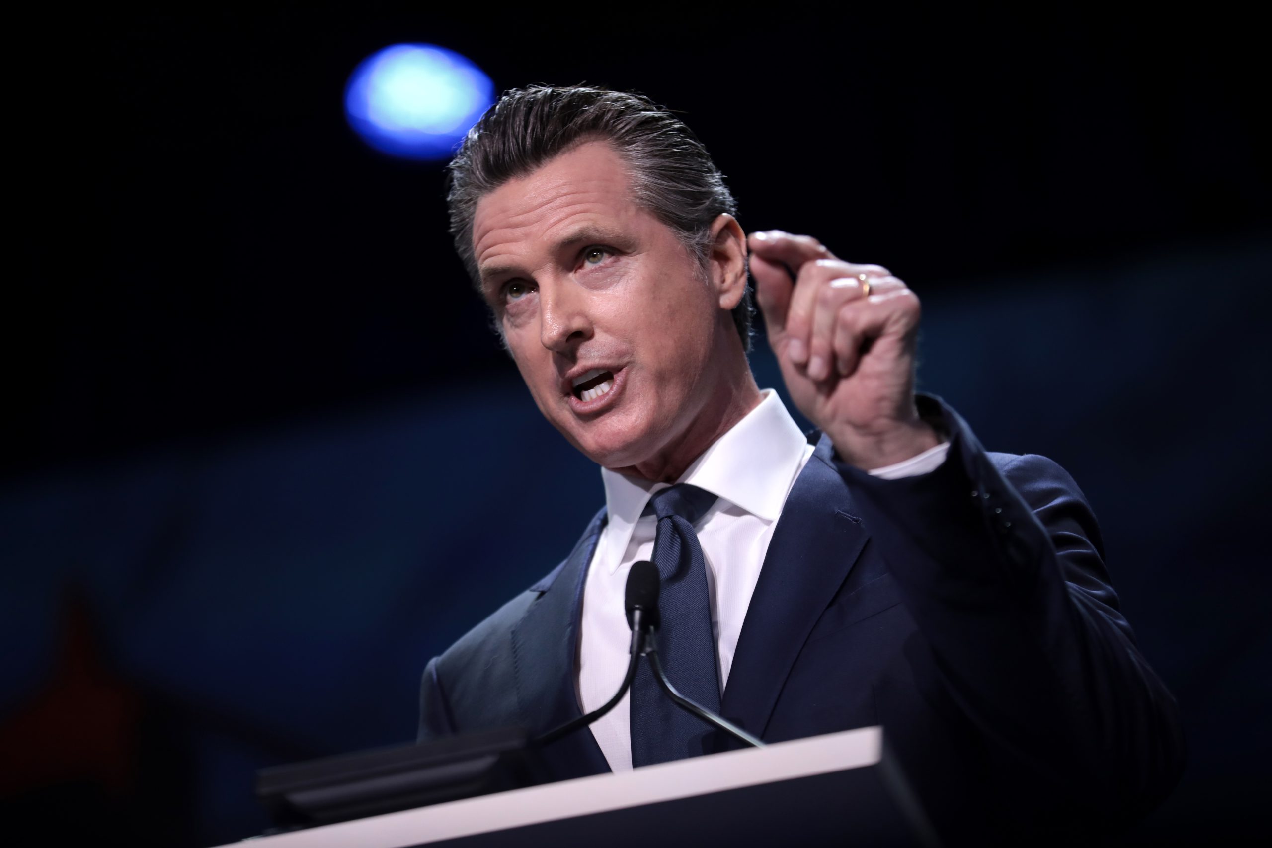 California launches AI worker protection plan as federal action stalls