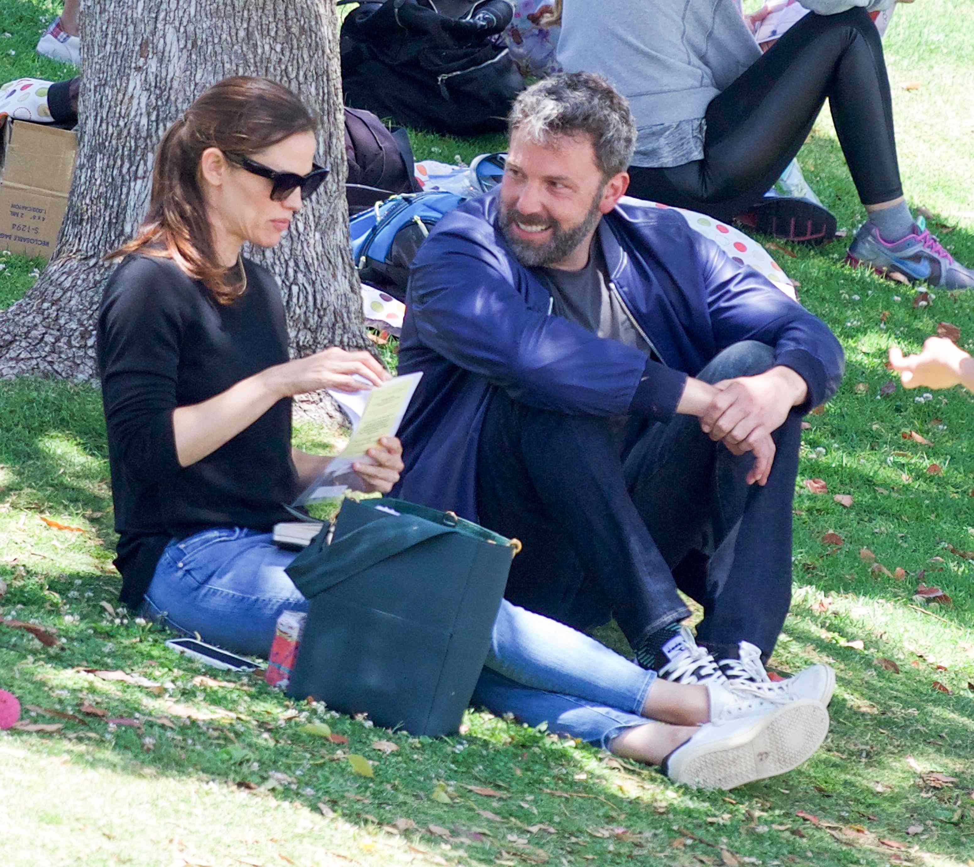 Ben Affleck and Jennifer Garner make rare public appearance in color ...