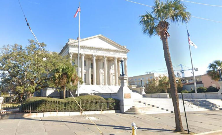 Free concert offers 'Sunset Serenade' on steps of US Custom House