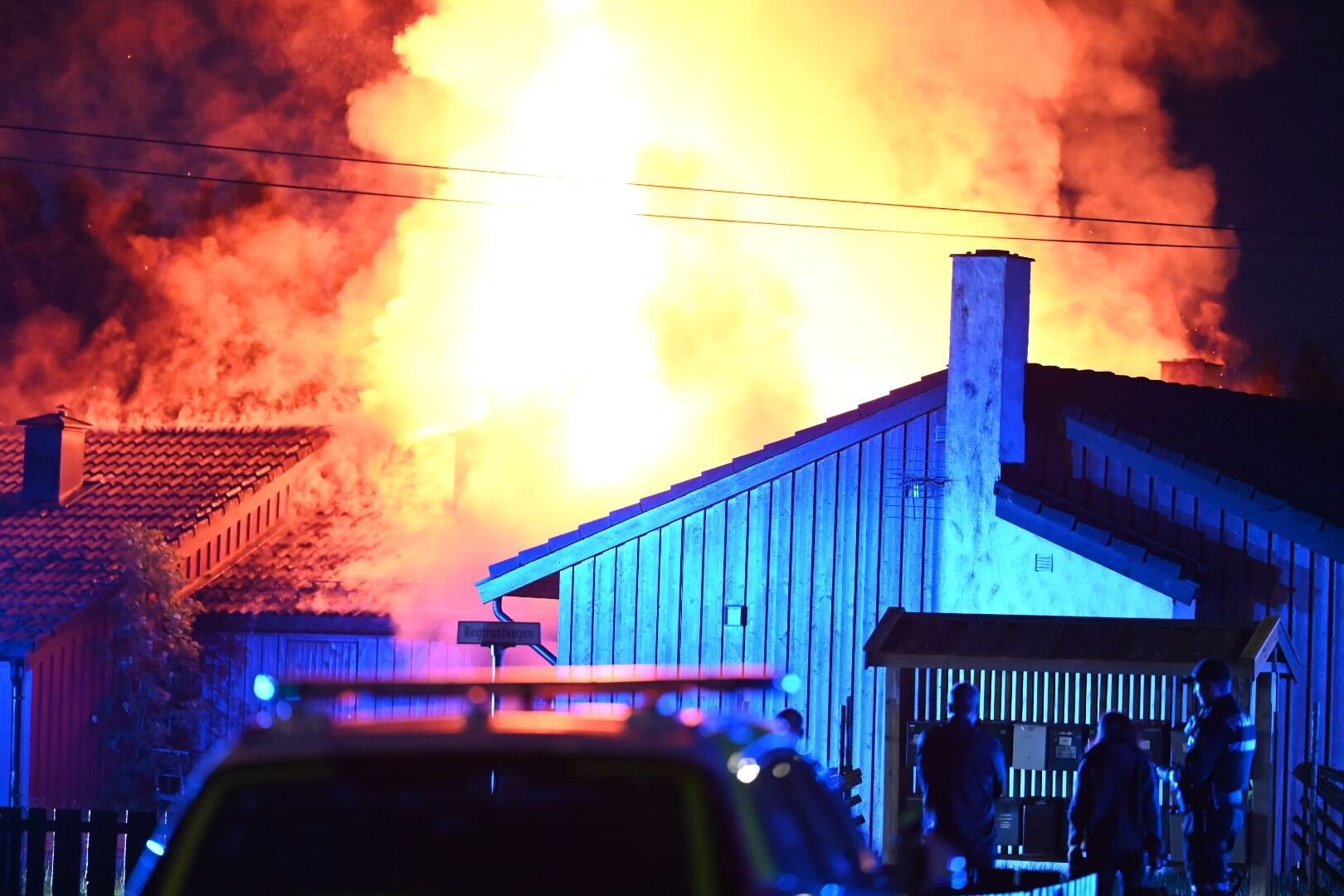 Kraftig boligbrann i Maura: Fryktet spredningsfare