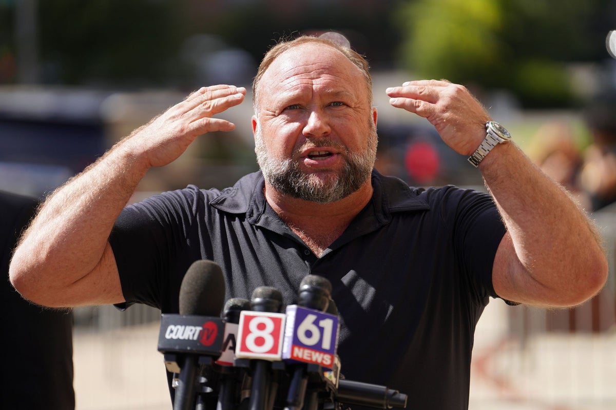 Alex Jones faces new defamation suit over social media comments