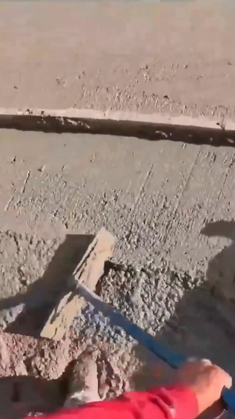 Concrete joints: Snap lines and pouring tips