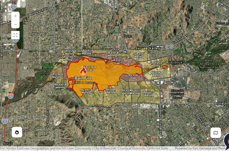 2 RivCo fires still burning, pushing towards containment Friday: Cal Fire