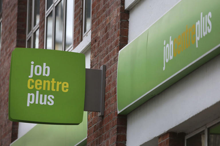 UK faces ‘economic catastrophe’ from youth unemployment, warns job tsar