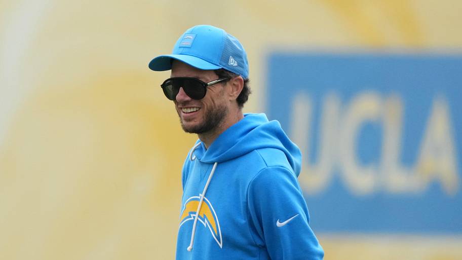 Chargers tease possible Mike McDaniel succession plan with latest promotion
