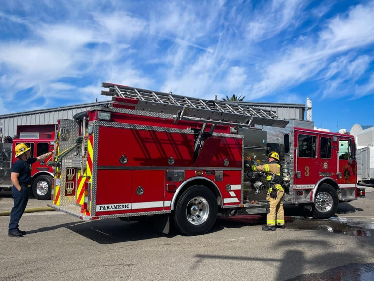 2 RivCo fires still burning, pushing towards containment Friday: Cal Fire