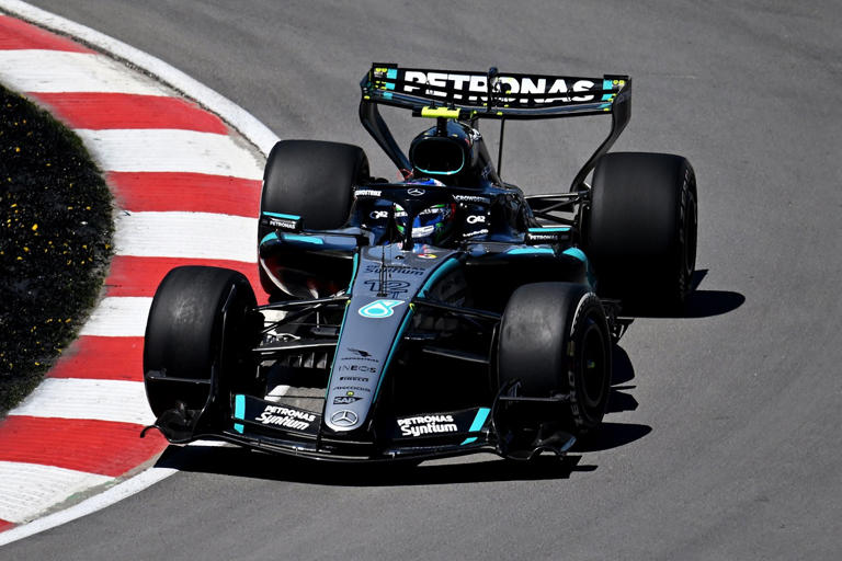 Kimi Raikkonen goes viral with blunt two-word response to throwback F1 post
