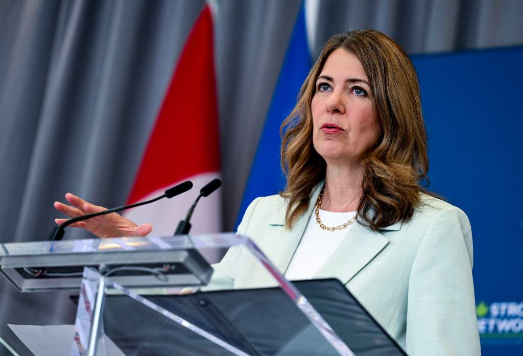 Alberta Premier Danielle Smith addresses separatism referendum announcement
