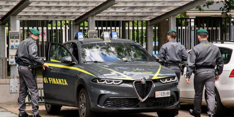Maxi blitz contro la pirateria tv, 100 perquisizioni e mille utenti ...