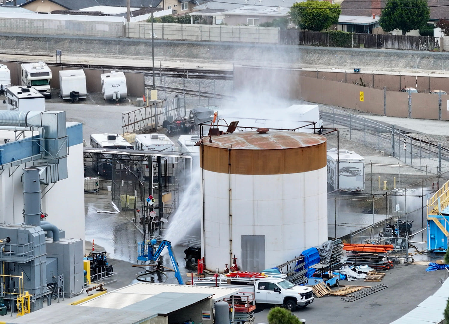 40,000 Southern Californians ordered to evacuate amid threat of ...