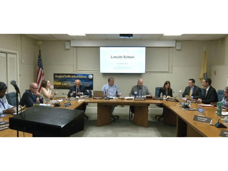 NJ schools cellphone ban creates confusion, enforcement questions for ...
