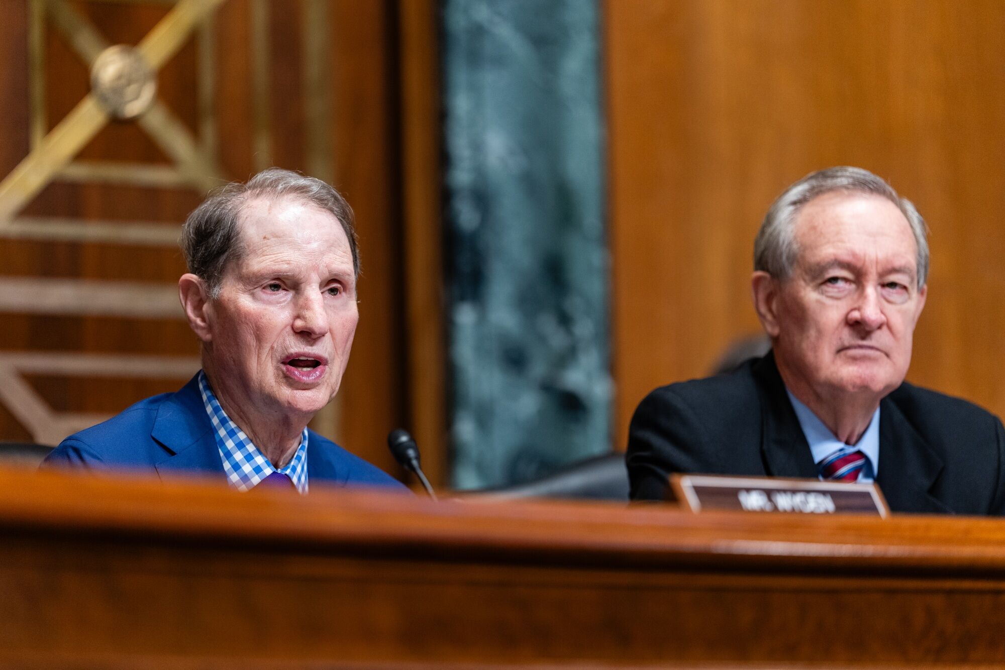 Wyden, Finance Panel Democrats seek investigation of DOJ fund
