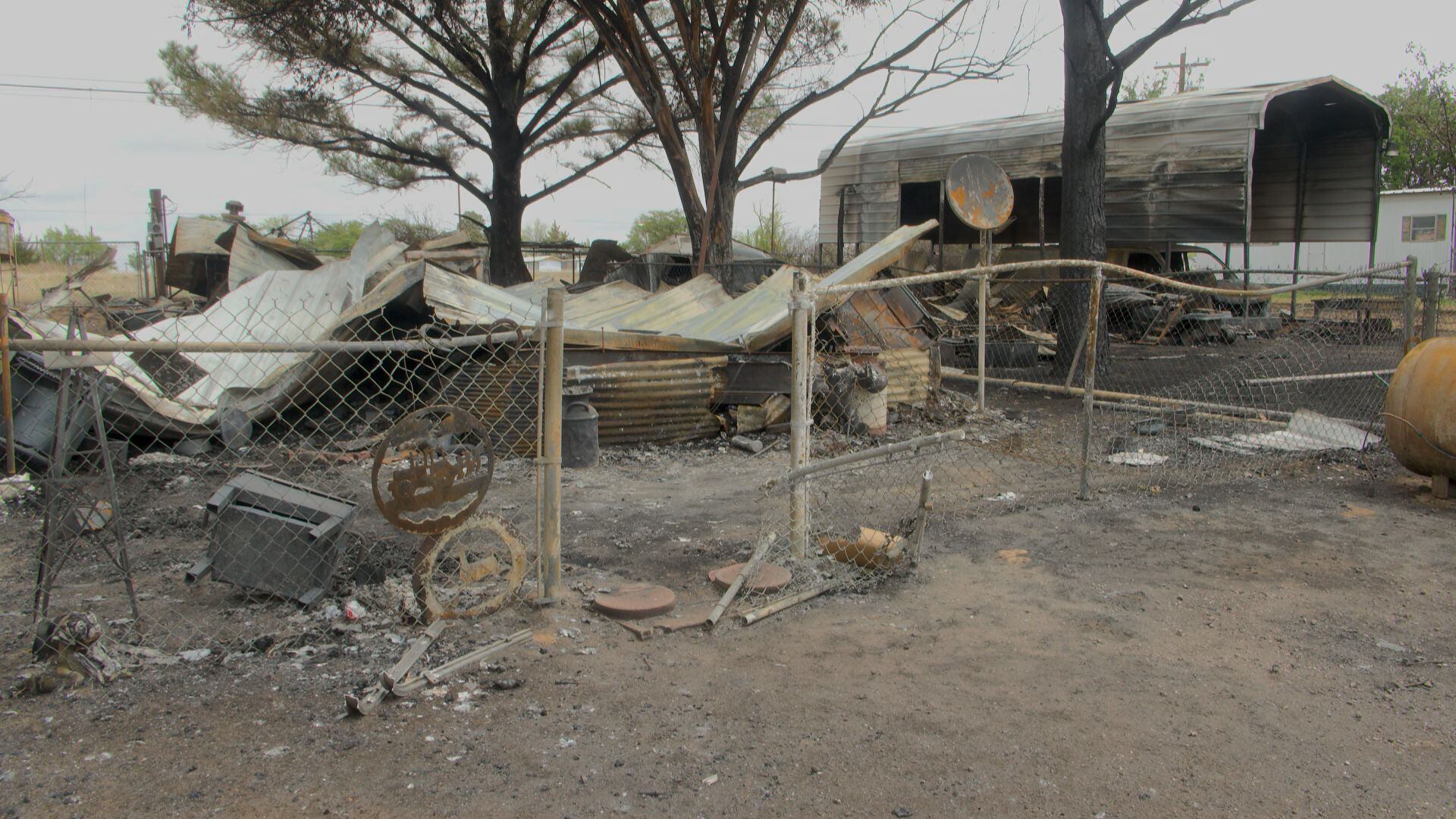 Howardwick resident helps save neighbor from house fire