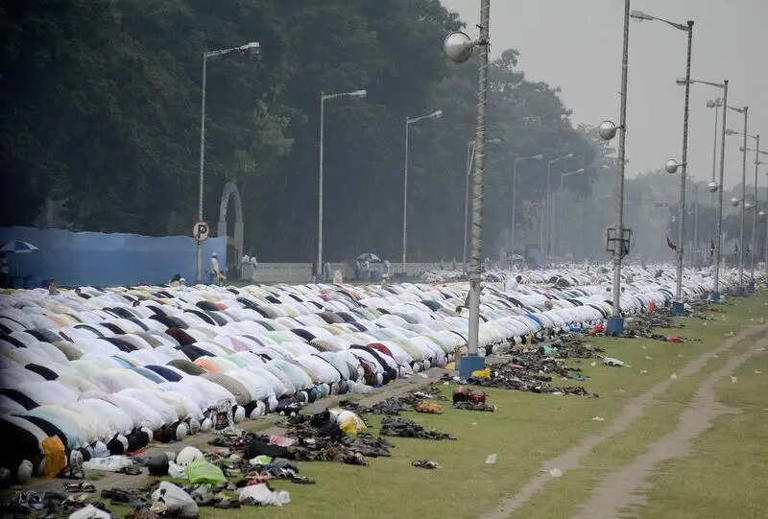 Weather willing, Red Road Eid namaz set for Brigade shift