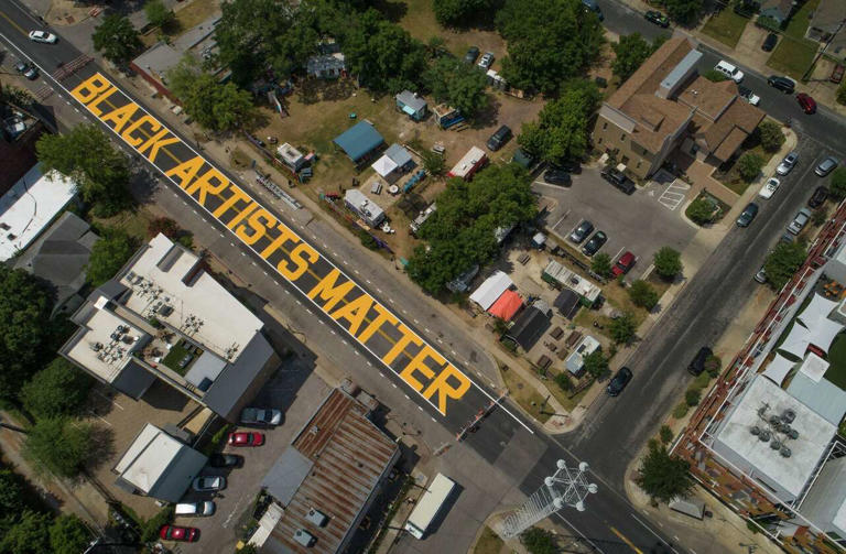 Austin to remove rainbow crosswalks, 'Black Artists Matter' mural after ...