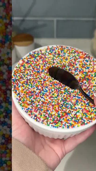 Viral funfetti dot cake recipe 🧁🌈 #recipe #cake #shorts #sprinkles # ...