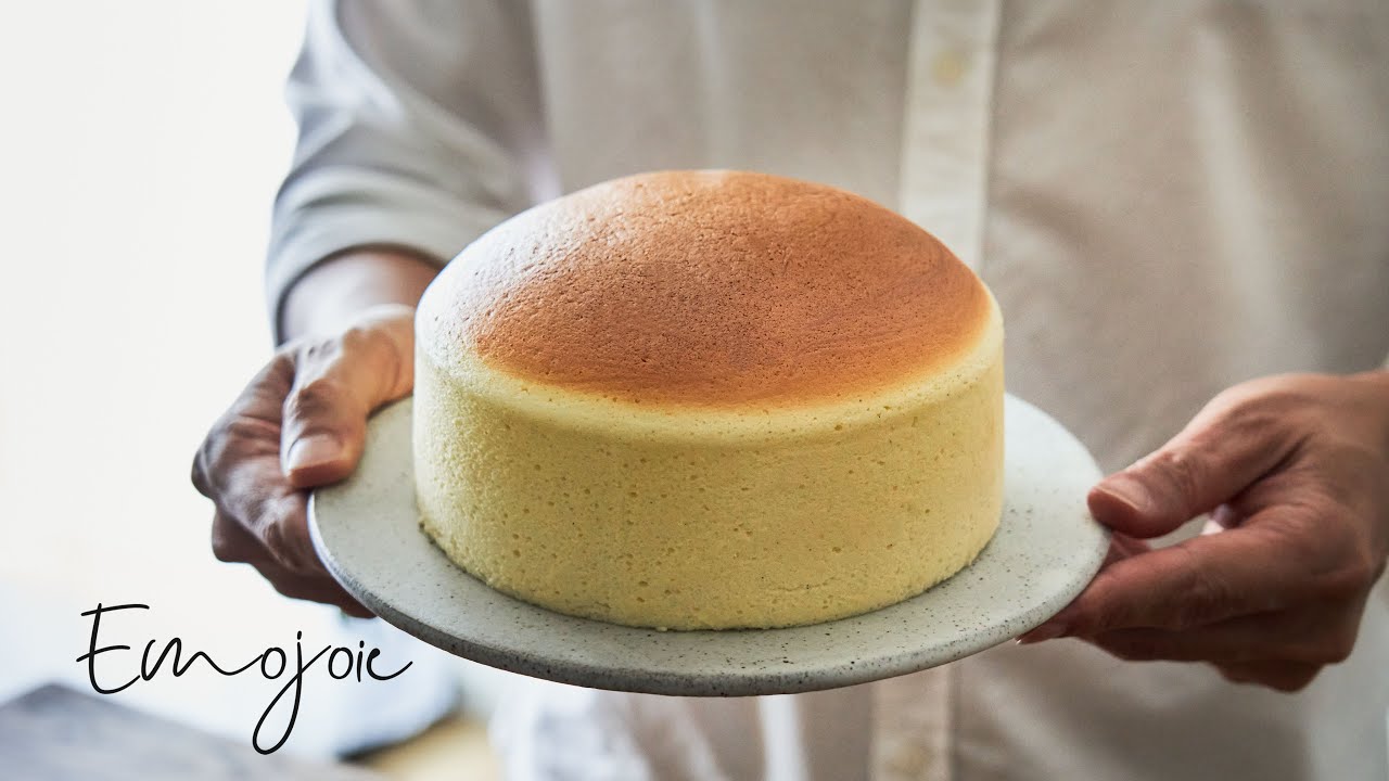 I made a Japanese fluffy yogurt cake