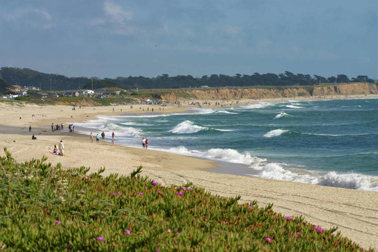 Highway 1 in 'complete gridlock' through Half Moon Bay ahead of holiday ...
