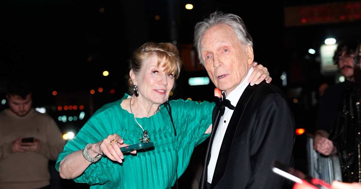 Dick Cavett makes first public appearance in six years as he attends ...