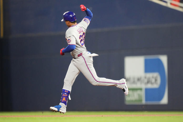Pérez allows Soto's homer in 1st and Marlins keep Mets off the ...