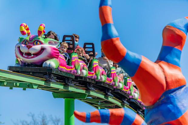 'Incredible' and 'beautiful' Hampshire theme park ranked as UK's best ...