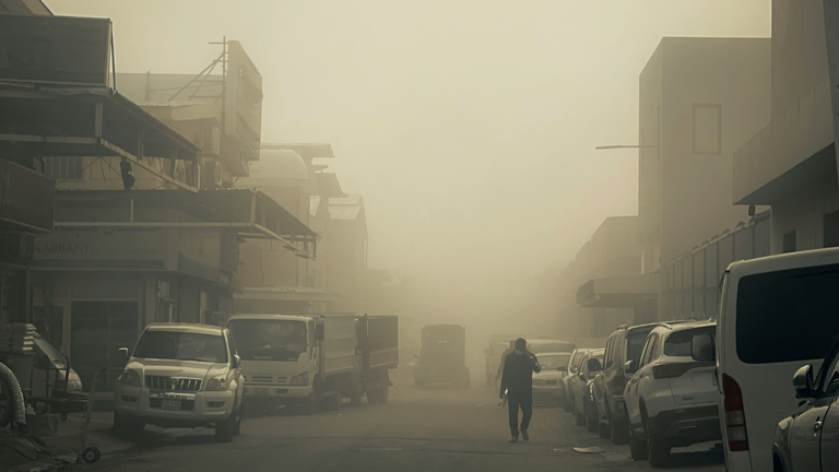 Dust storm with 92 kmph winds sweeps Delhi; IMD issues red alert